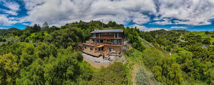 Topanga Canyon Retreat, Peaceful Nature Scape - Calabasas, CA