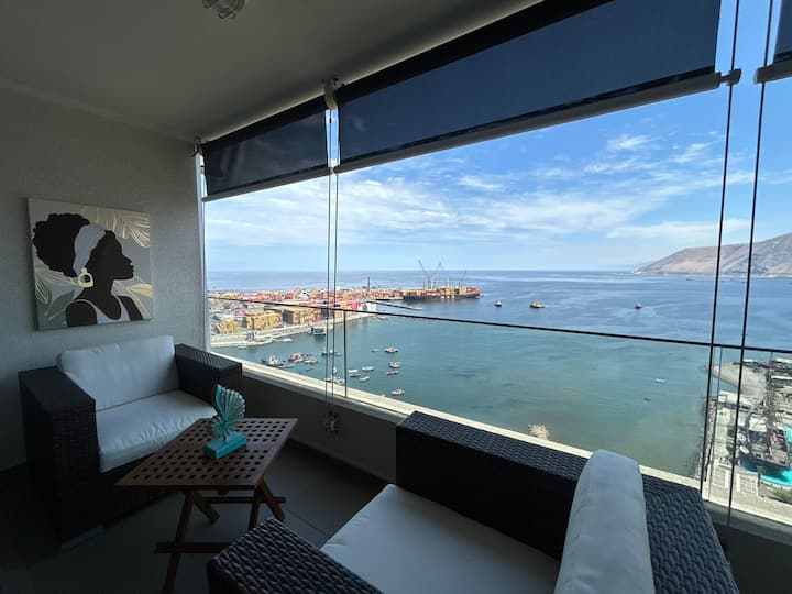 Hermosa Vista Frente Al Puerto De Iquique - Iquique