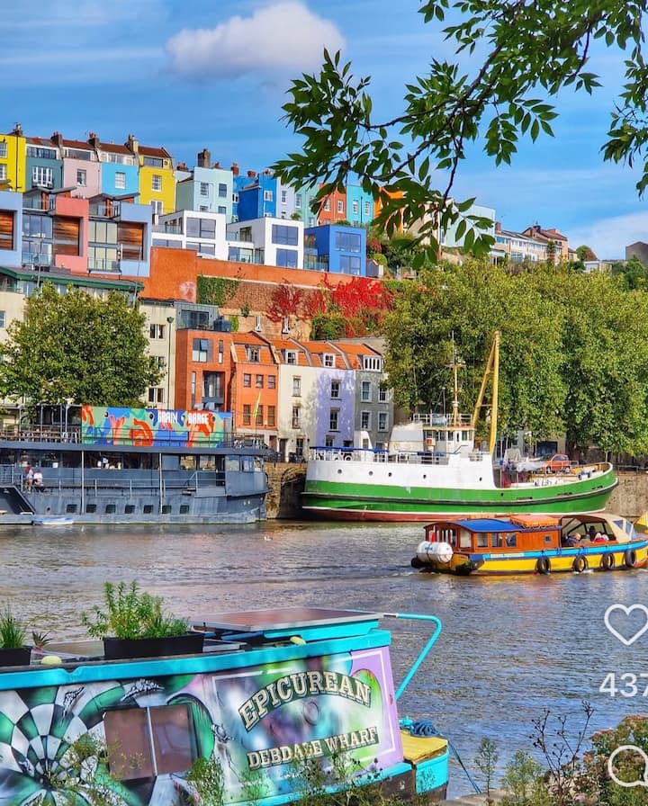 New To Airbnb 
Vibrant Flat In Heart Of Clifton - Bristol