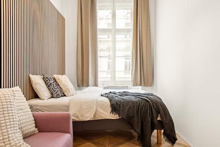 Blooming Vinohrady Up To 4 Guests Unit #A5 - Prága