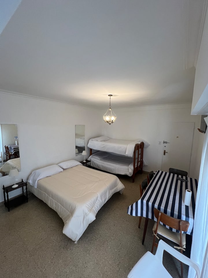 Apartment Facing The Sea And Centrally Located - Mar del Plata