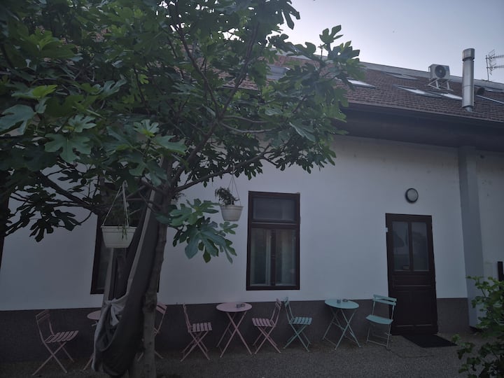 Jókai Apartman 3 - Révkomárom