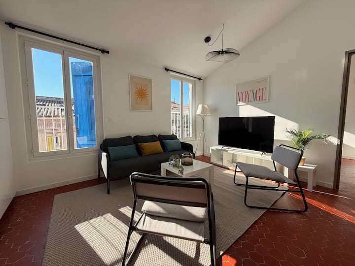 Joli T3/4 Lumineux, Proche Des Commodités - Aubagne