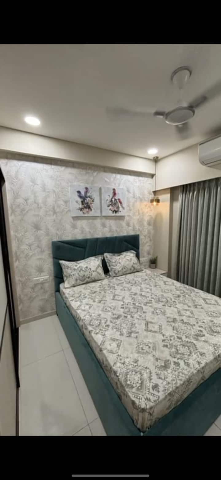 Sweet Luxury Flat - Ahmedabad