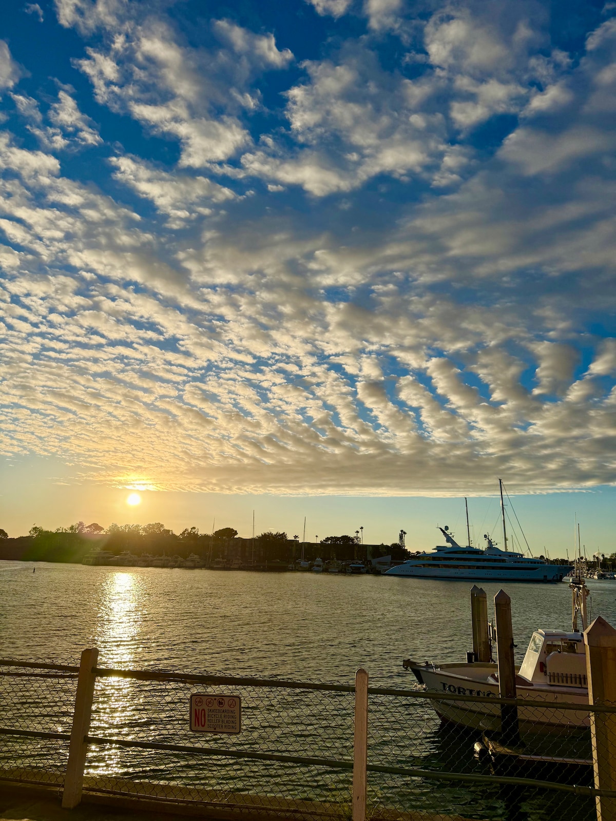 1bd Nautical condo! free parking/hot tub - Apartments for Rent in ...