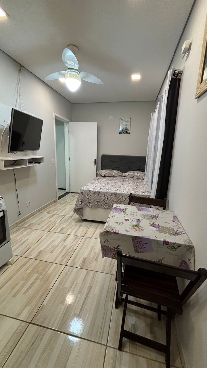 Kitnet Lírio - Trindade