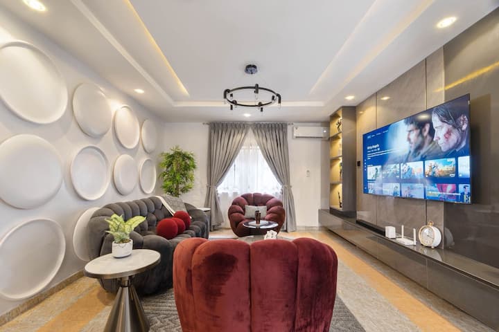 The Grand Haven: Premium 3-bedroom In Ikeja Gra - Lagos, Nigeria