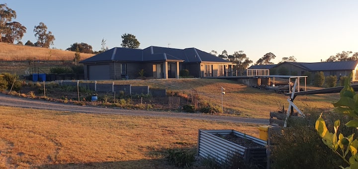 Robin Hill Retreat With Amazing Views - Bathurst