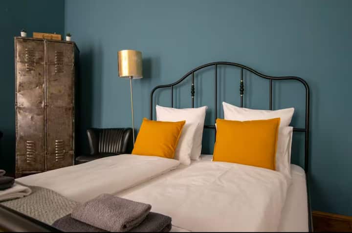Standard Apartment By Hi5-one Bedroom In Bank Str. - Budapest