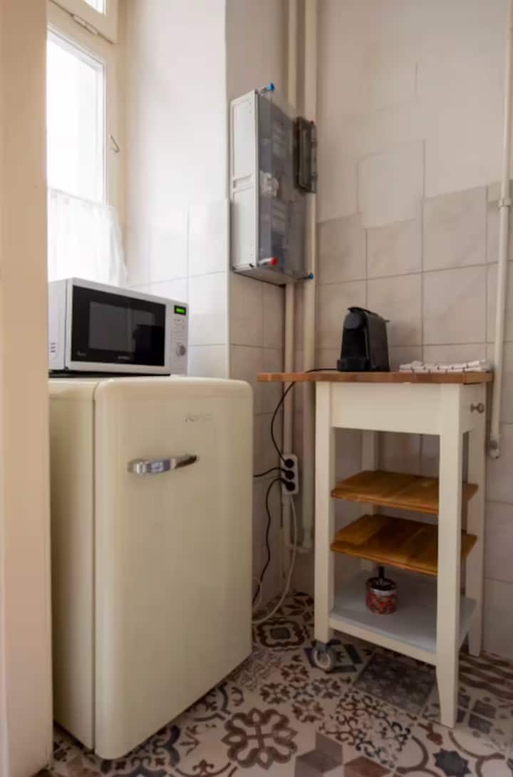 Standard Apartment By Hi5-one Bedroom In Bank Str. - Budapest