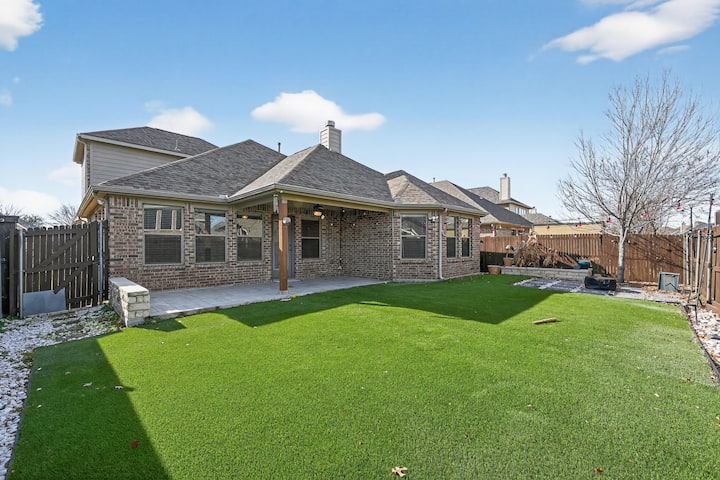 World Cup Ready Home Near Frisco & Dallas - Little Elm, TX