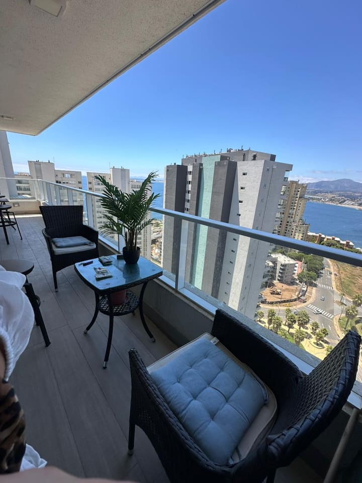 ¡ Tu Lugar Perfecto Frente A La Playa ! - Concón