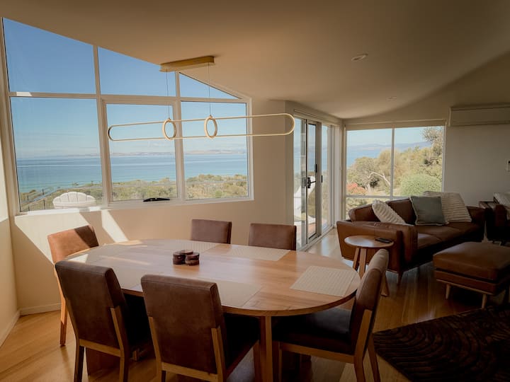 Surfside House | Dodges Ferry Coastal Retreat - Dodges Ferry
