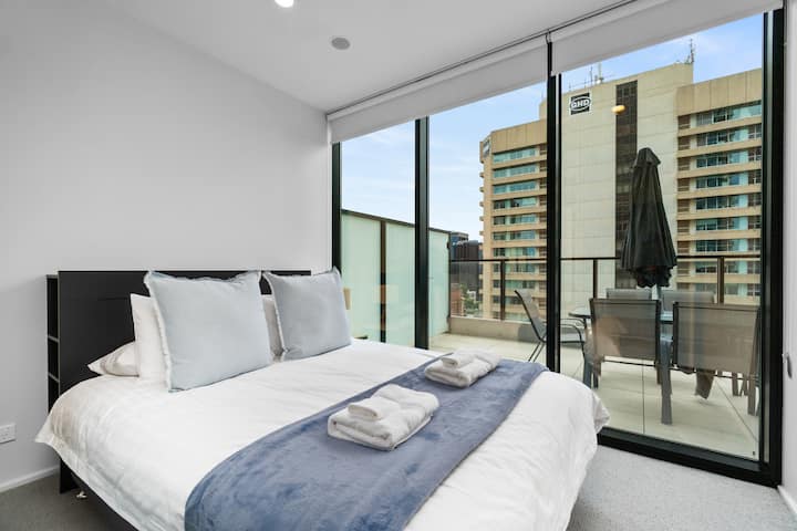 Brand New Modern Style 2-bedroom Apt Heart Of City - Glenelg