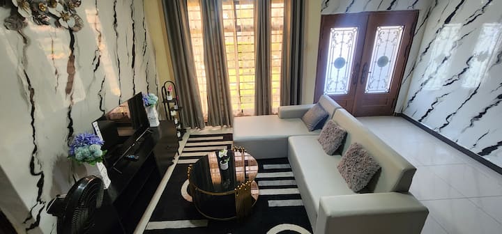 Family Friendly 2br | 24x7 Power And Security! - Zambia