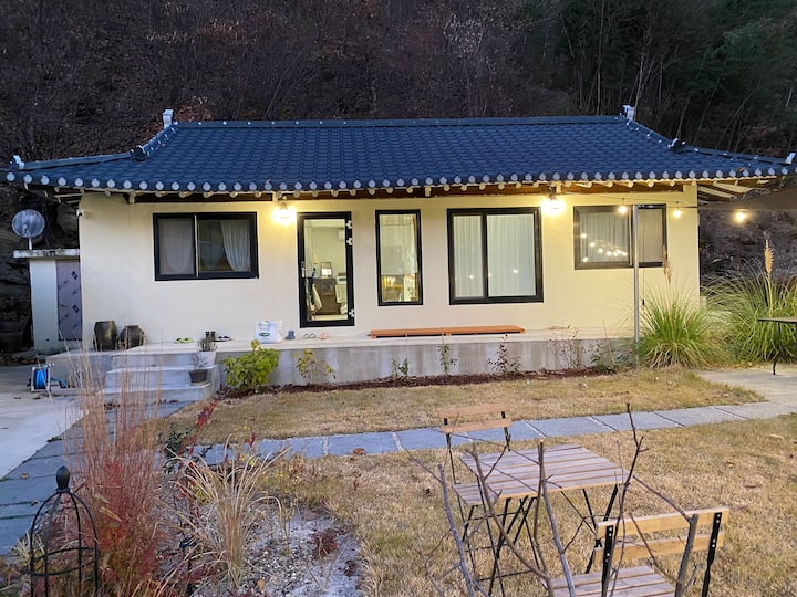 [노란대문]#프라이빗시골감성숙소#대구근교#독채#촌캉스 - Jinju