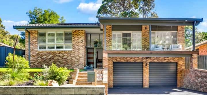 Moet On Kentia


Luxurious Home. Pool Walk2beach. - Forster