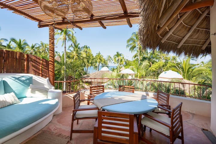 Luxury Beachfront Villa In Sayulita With Pool - Mexico