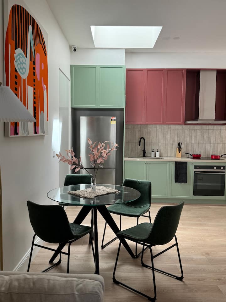 Cozy House Near Chapel St - 세인트 킬다