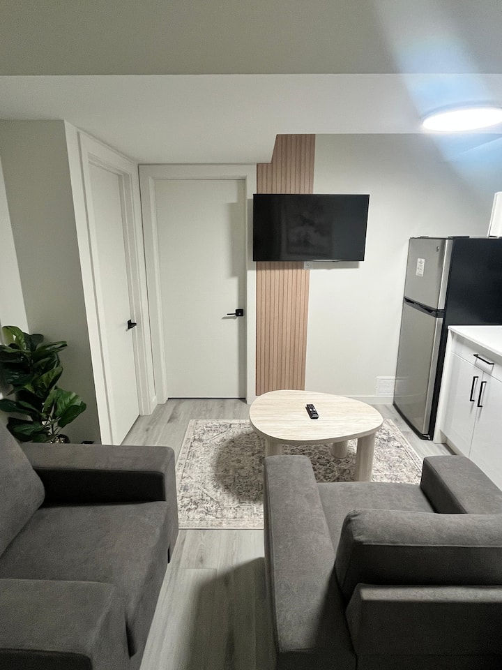Alabaster Executive Suite 2 - Winnipeg