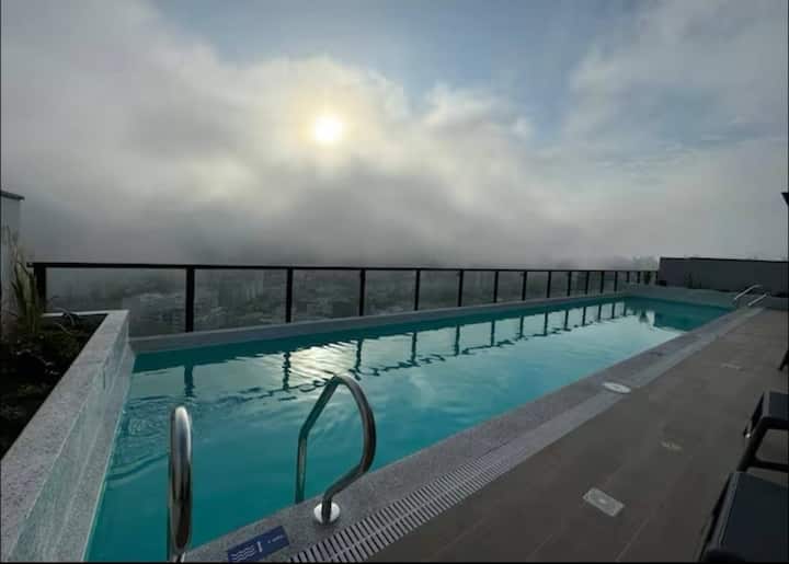 Moderno Departamento En Miraflores Con Piscina - Peru