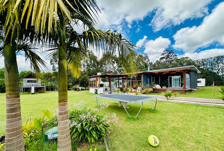 Sunny Home With Family Friendly Outdoor Living - Kerikeri