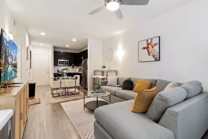 Executive 1br Suite • King Bed• Fast Wi-fi • Quiet - 프리스코