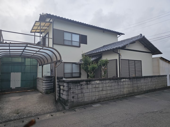 焼津市の一軒家・一棟貸・設備古め・複数名でお得に滞在 - Yaizu