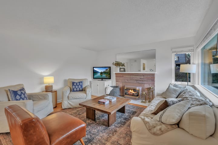 Charming Getaway Near Alki Beach In West Seattle - Highland Park - Seattle