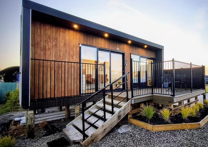 Compact Tiny Home - Westport, New Zealand