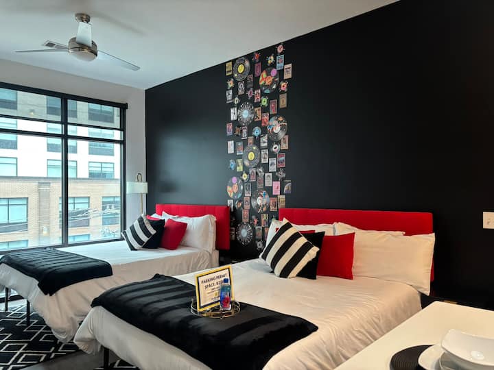 Trice Haven Suite Walk To Broadway! Wi-fi, Pool - Nashville