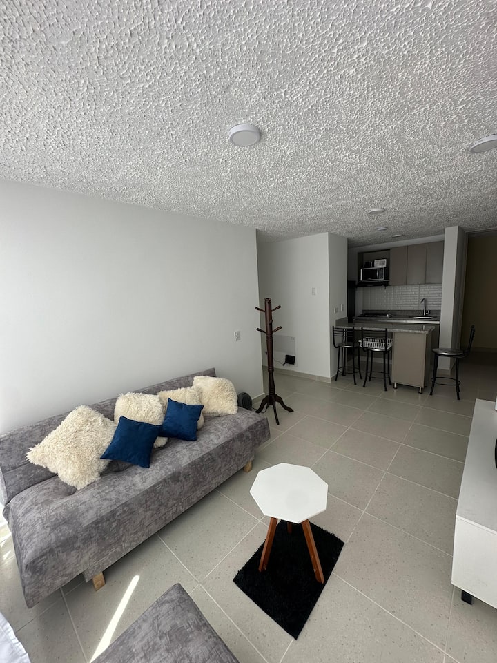 Apartamento Cálido Con Ubicación Excepcional - Ibagué