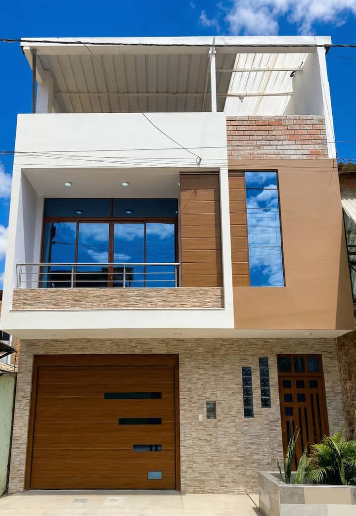 Depa Con Aire Acondicionado, A Pasos De La Playa. - Máncora