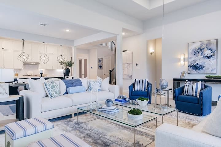 Luxury Designer Home With Modern Interiors - Katy, TX