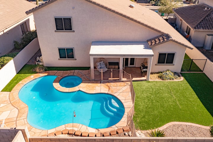 Family Getaway House With Pool & Spa Oasis - 卡塔利娜