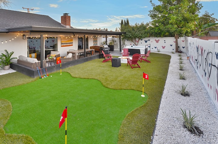 Karaoke | Hot Tub | Mini Golf + Minutes To Disney - Anaheim, CA