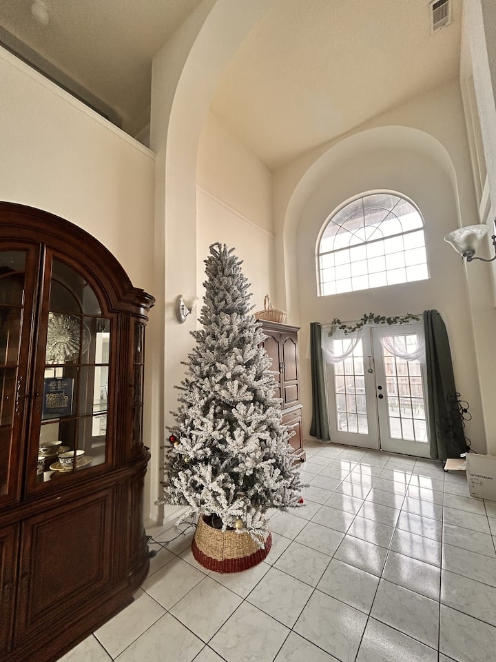 Large 6 Br-king Beds, Fireplace, Kids Area, 4 Tvs - Rockwall, TX