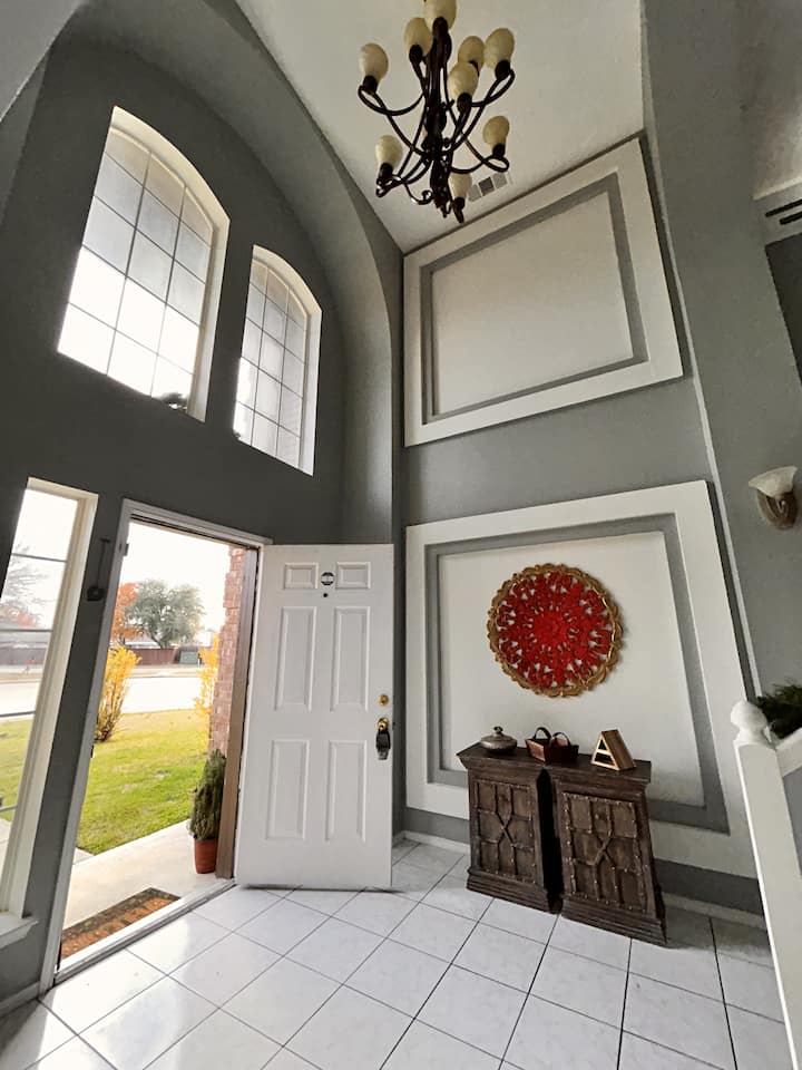 Large 6 Br-king Beds, Fireplace, Kids Area, 4 Tvs - Rockwall, TX