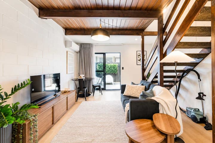1br With Courtyard + Parking | Near Cbd - Christchurch, New Zealand