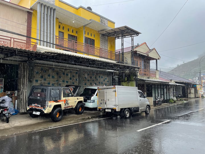 Penginapan Sederhana Rengganies - Dieng