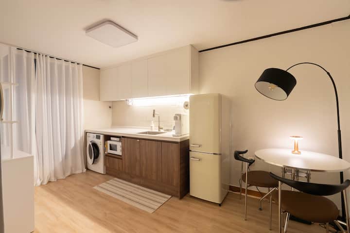 Fully Renovated 2br Home • Walk To Children's Park - South Korea