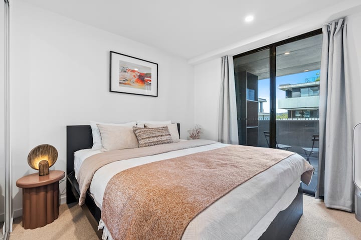 Inner North Modern 1b Apt Pool & Bbq W/parking - Canberra