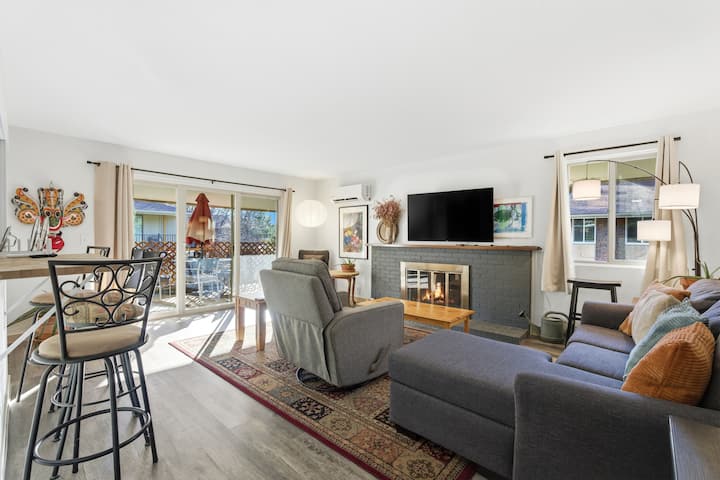 Boulder Getaway Near Cu | Fireplace & Wifi - 볼더