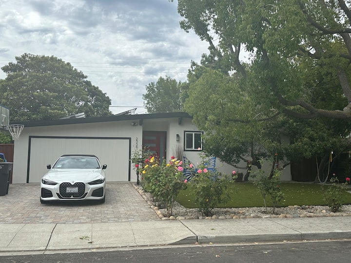 15 Mins From World Cup And Super Bowl! - Palo Alto, CA