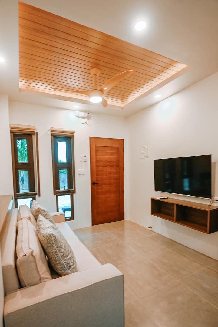 Baybay 1br Unit Near St. Paul, Terminal & Airport - Matnog