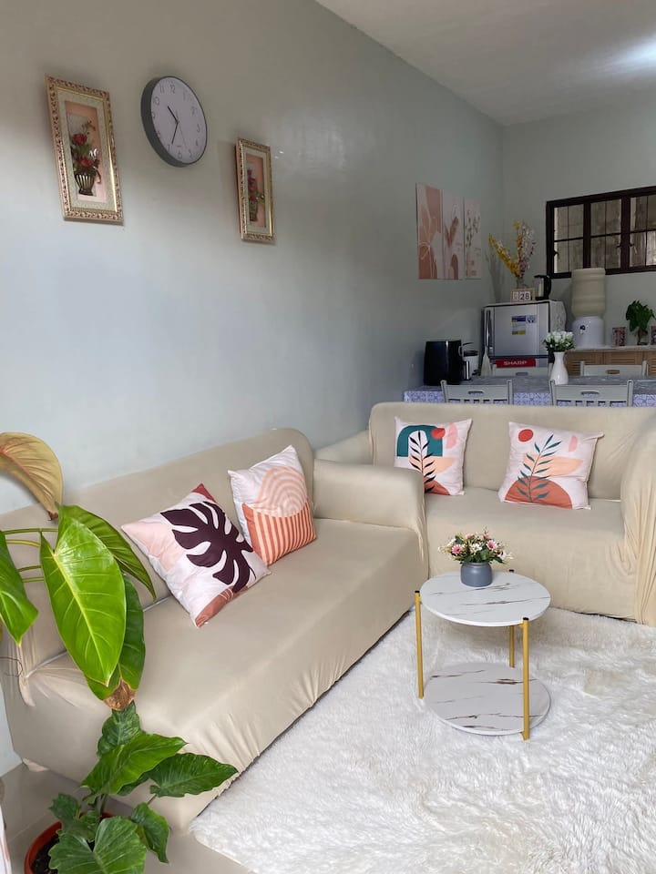 2-3 Mins From Dahican Beach, - Mati