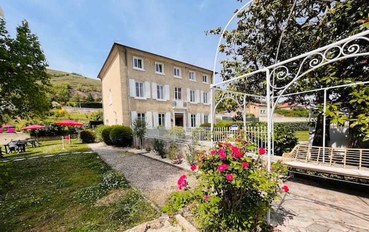 Maison Spacieuse & Confortable - Saint-Vallier