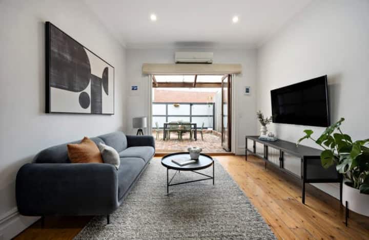 Cottage Close To Beach, Shops And Transport - St Kilda