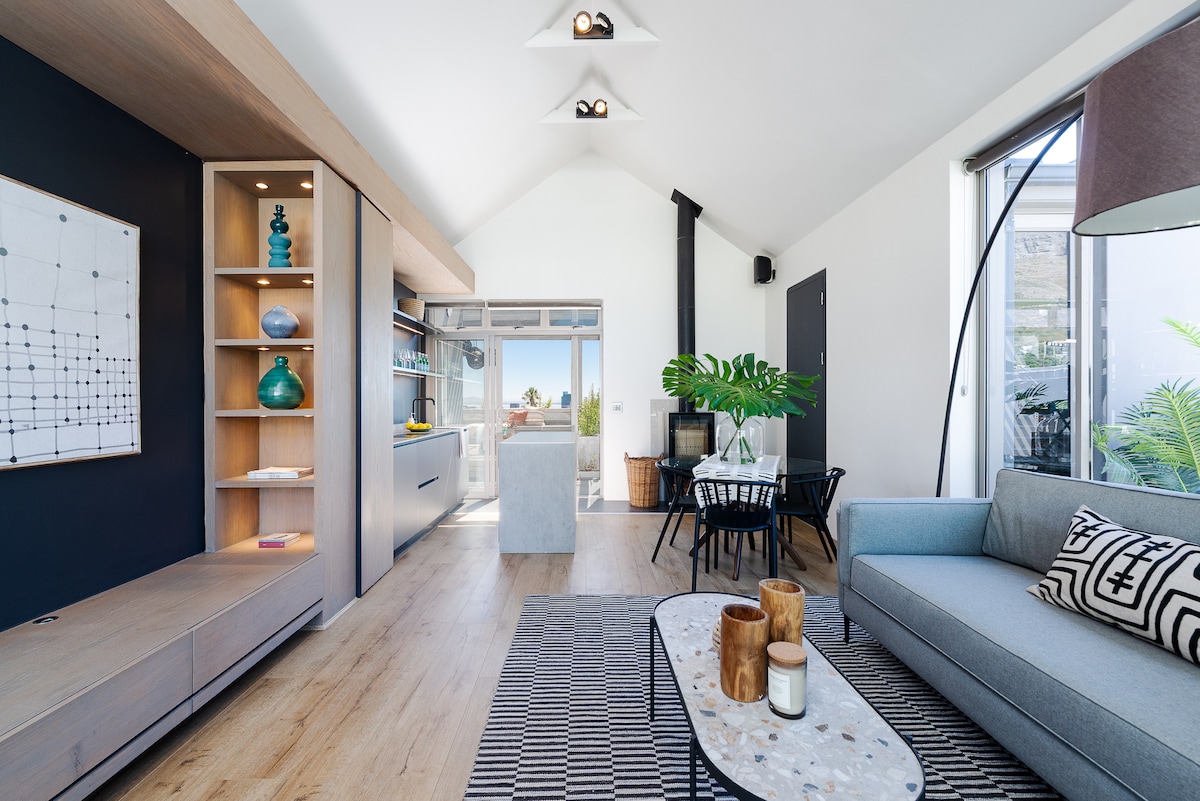 Luxury Penthouse•Private Pool•Table Mountain Views - Apartments for ...