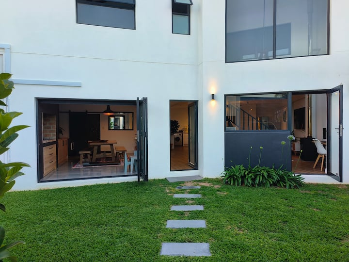 Coastal Calm Retreat - كيب تاون